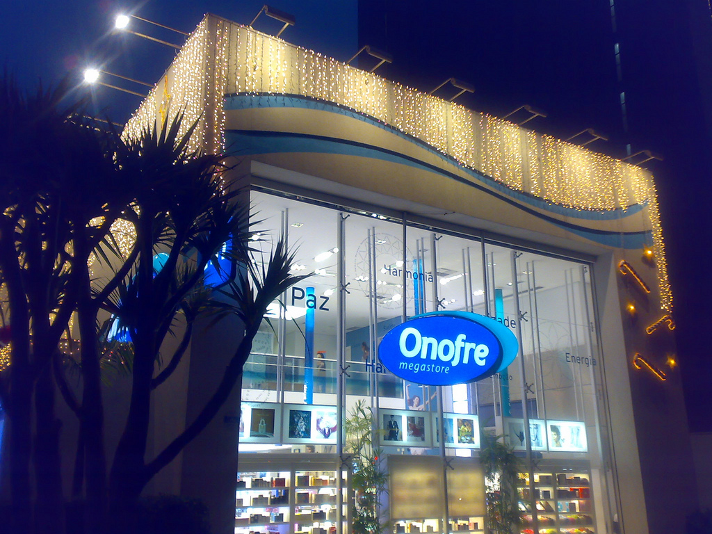 Maior rede de farmácias dos EUA avalia vender a Onofre e deixar o Brasil