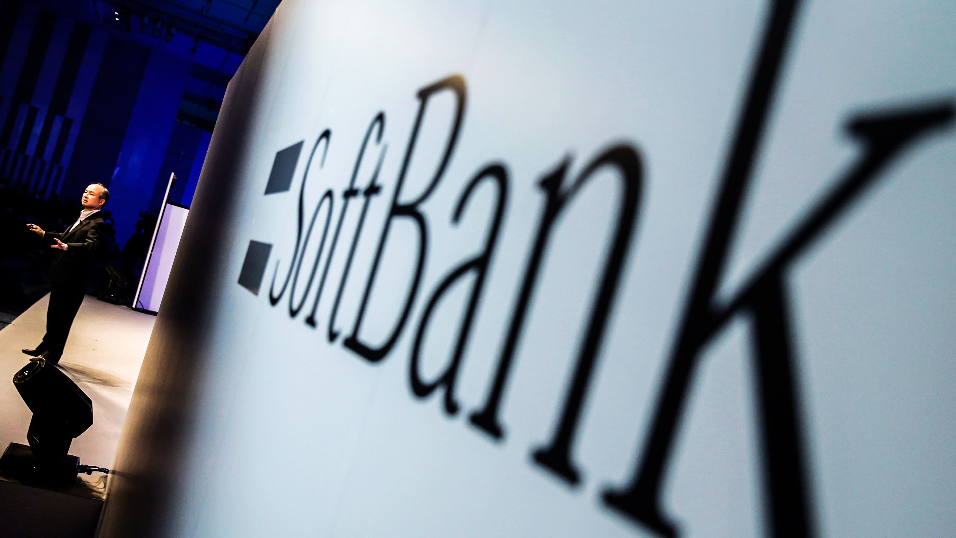 Softbank pretende trazer 40 empresas para o Brasil, diz Reuters
