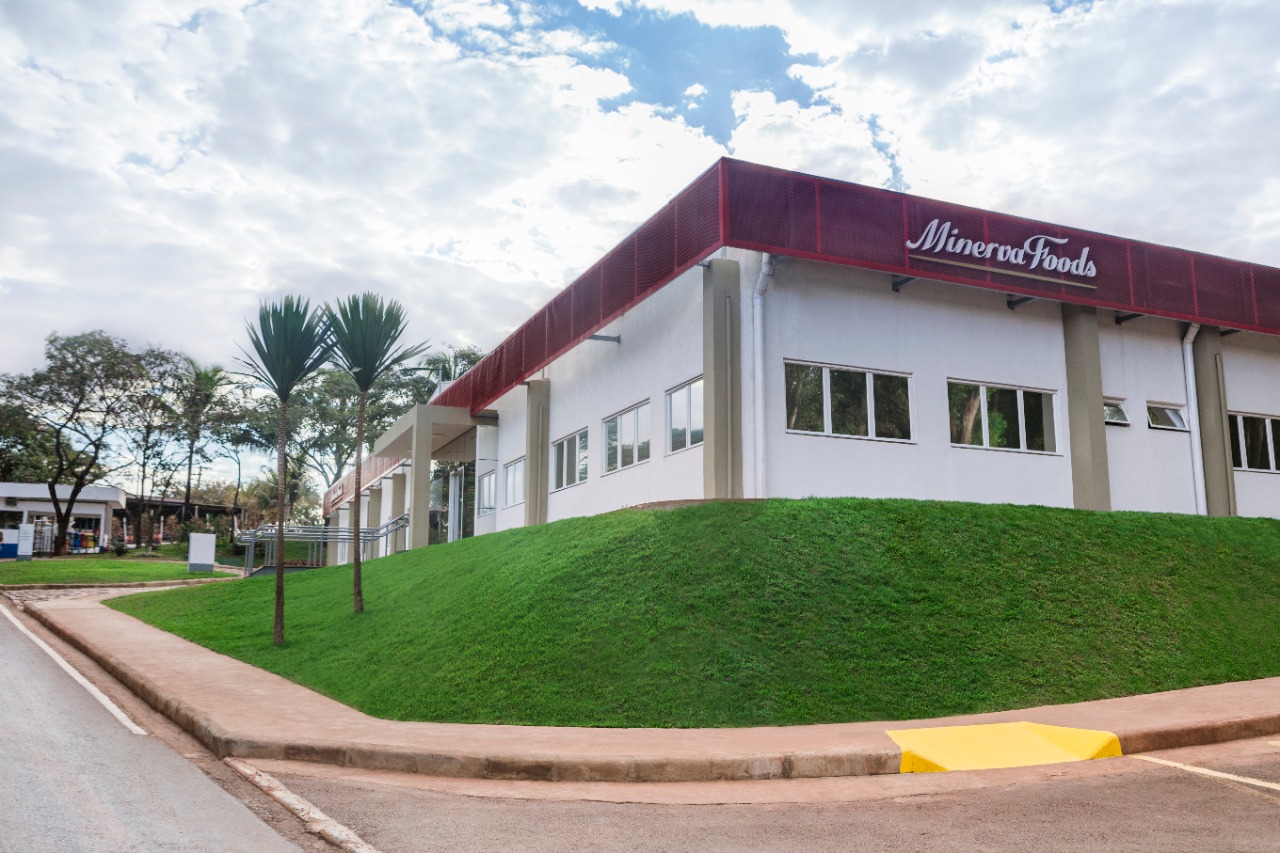 Minerva (BEEF3) diz que não fará OPA "em ao menos 6 meses"