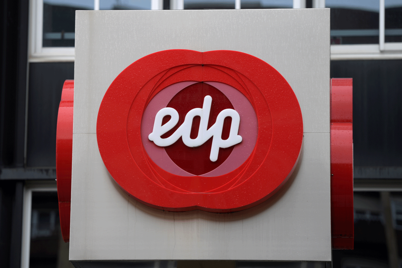 EDP Brasil (ENBR3) anuncia pagamento de R$ 651 milhões em JCP