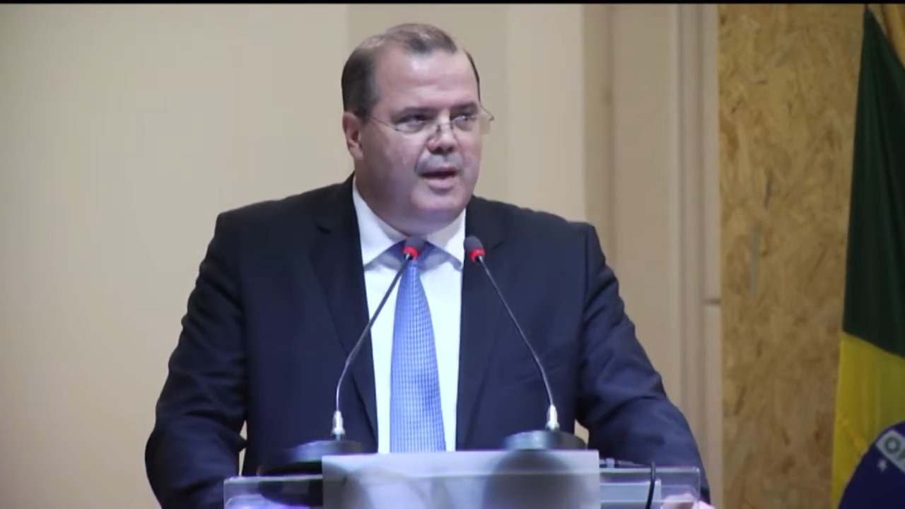 Alexandre Tombini - saiba mais sobre o ex-presidente do Banco Central