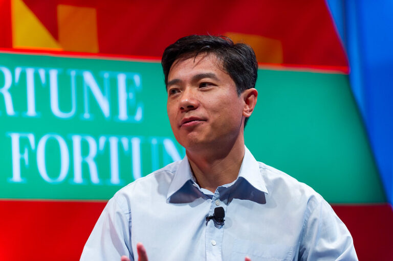 Robin Li - quem é o empresário e cofundador do Baidu?