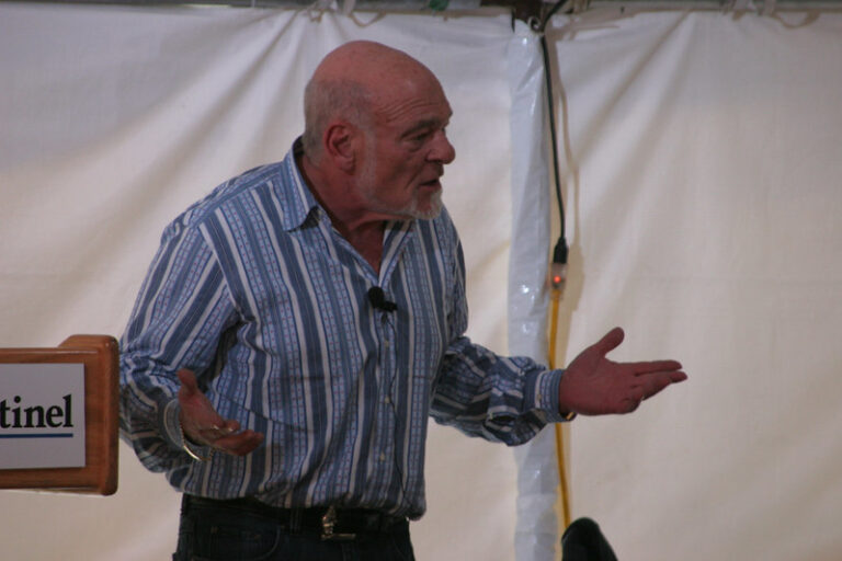 Sam Zell - fundador e presidente do Equity Group Investments