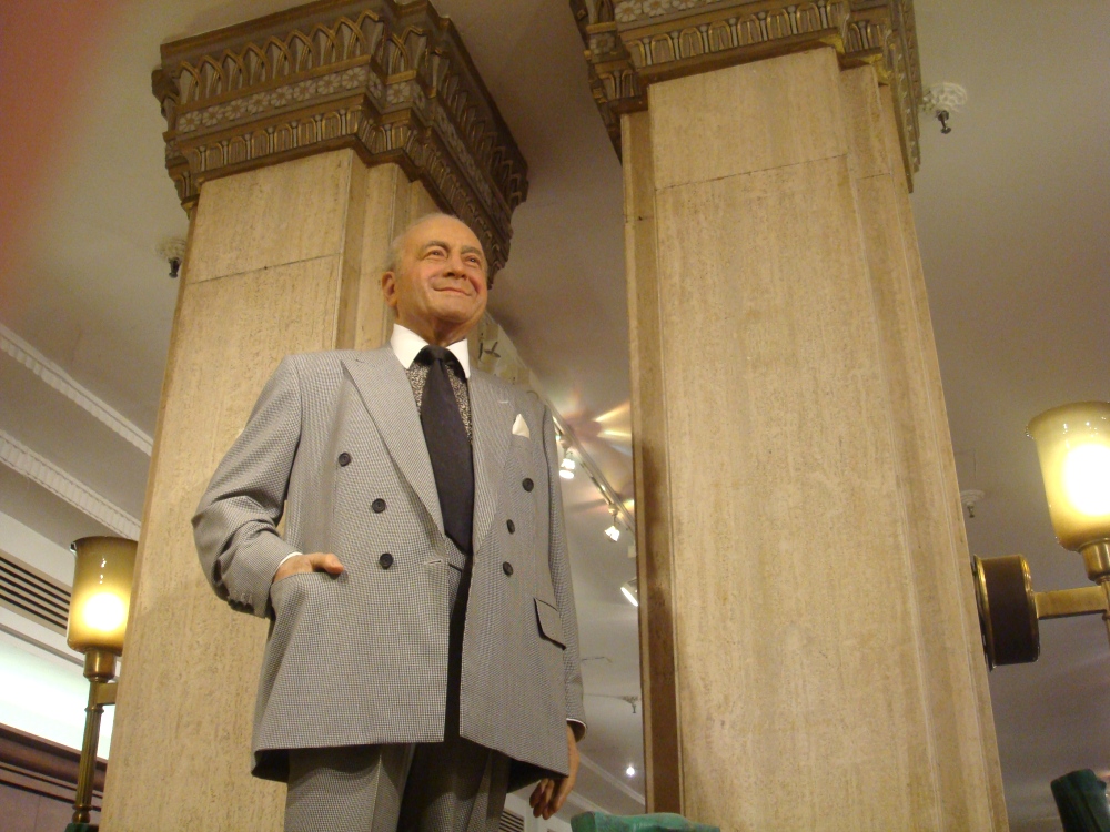 Mohamed Al Fayed: Conheça o bilionário e ex-proprietário da Harrod's