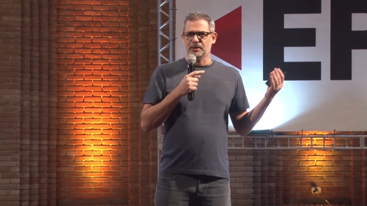 Fábio Seixas é o cofundador da empresa Camiseteria