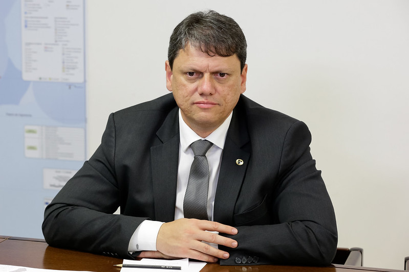 Tarcísio de Freitas: conheça a trajetória do ministro da infraestrutura Tarcísio de Freitas: conheça a trajetória do ministro da infraestrutura